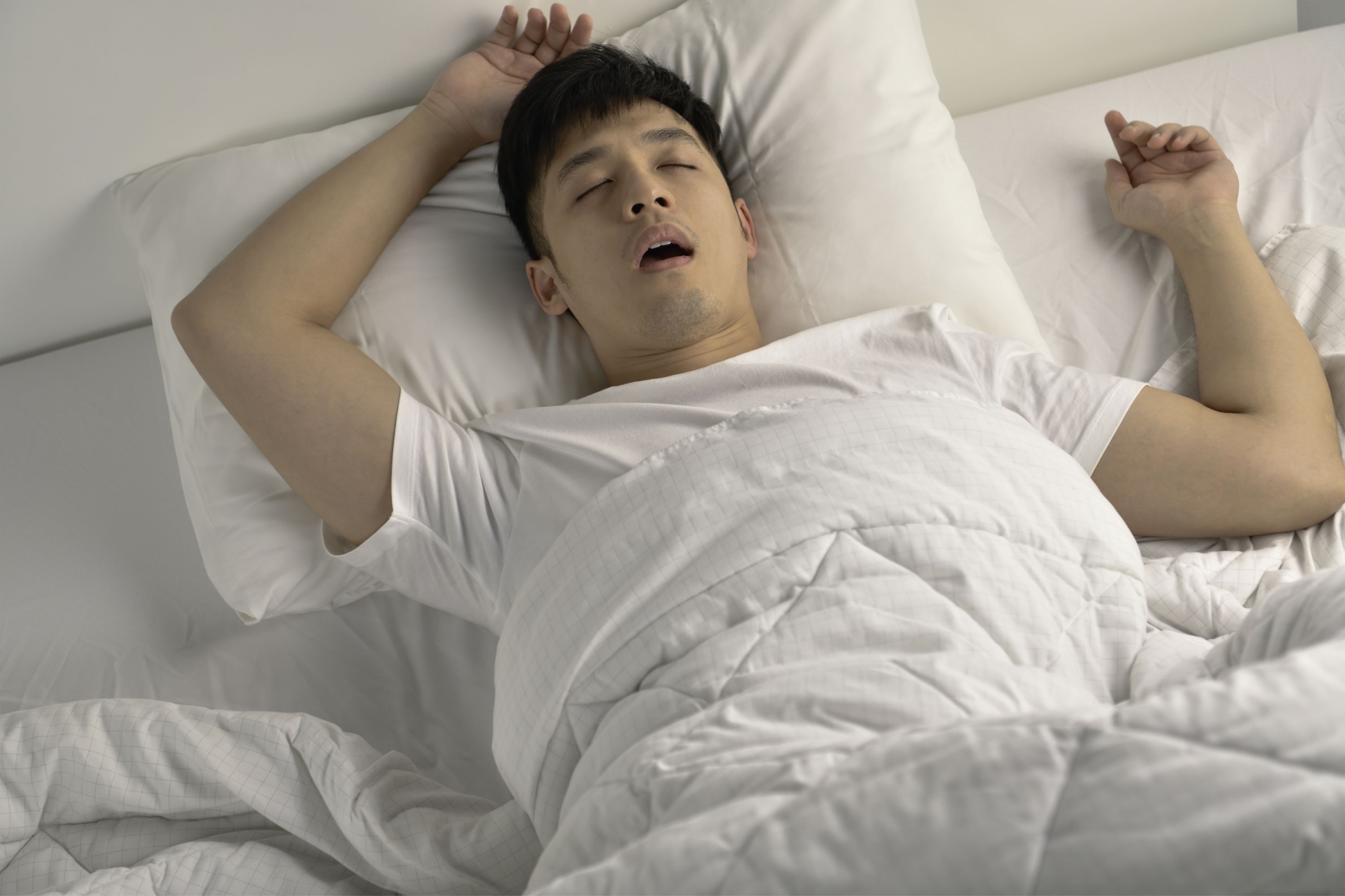 What Causes Snoring? | ResMed HK